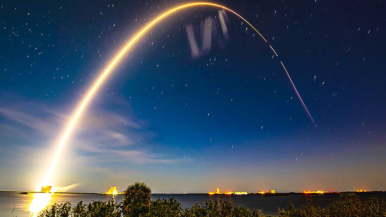 tempo budování sítě Starlink | Falcon 9 SpaceX | Stream